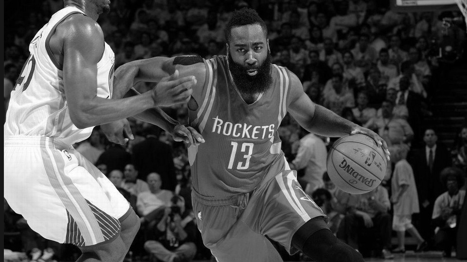 Hand-checking: a regra que mudou o basquete e a NBA